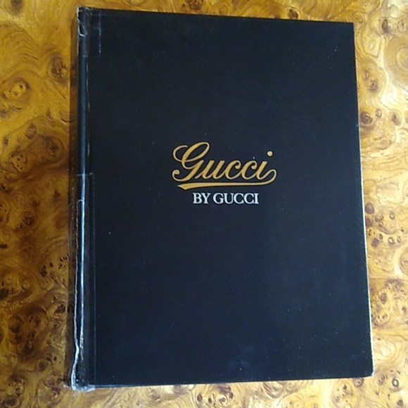 Gucci | Art | Gucci Hardcover Book Gucci By Gucci Sarah Mower 206 ...